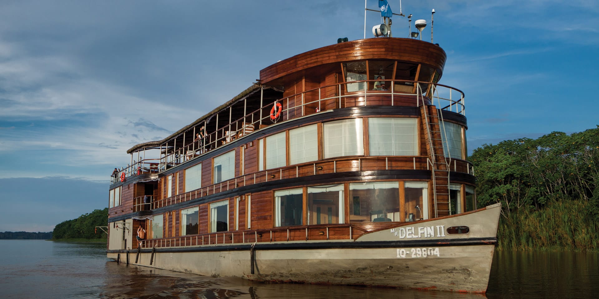 Delfin II - Sample itinerary | Contours Travel | Cruise